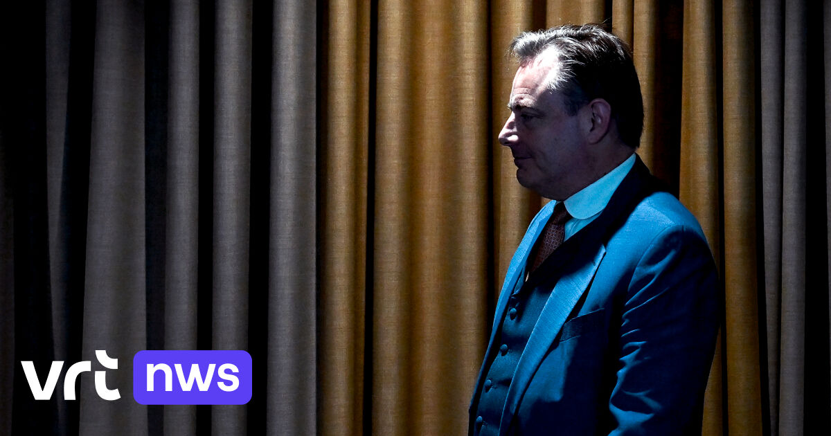 De eindsprint van de regeringsonderhandelingen: een processie van ...