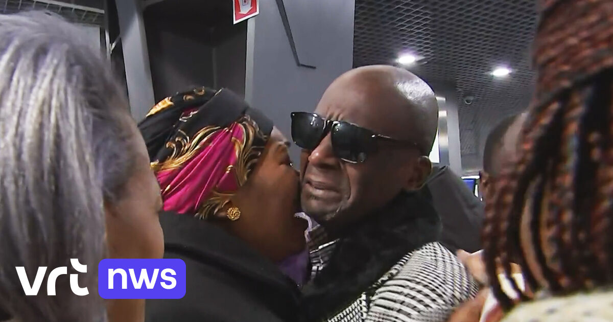 Emotionele thuiskomst voor ter dood veroordeelde Jean-Jacques Wondo | VRT NWS: nieuws