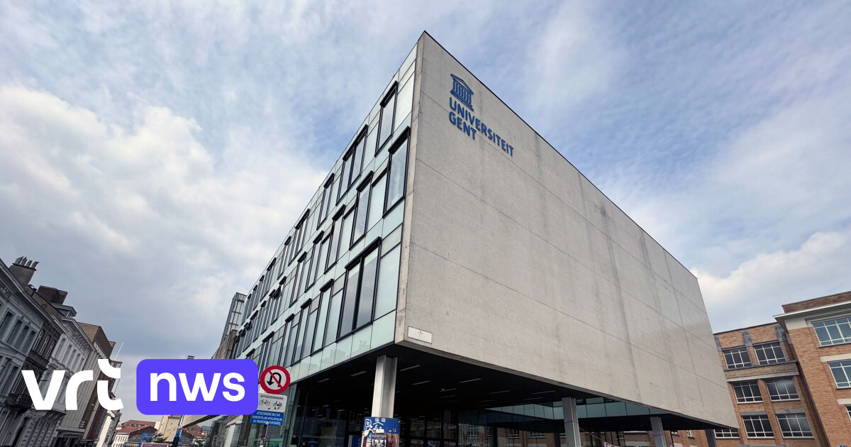 Minxx club porn she led me to her room and reclined on her