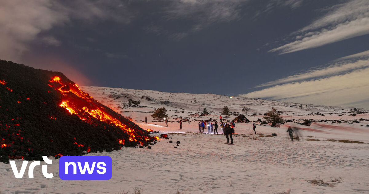 Uitbarstende vulkaan Etna overspoeld door kijkgrage toeristen ...