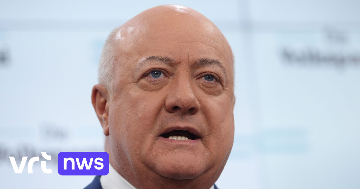 Geen radicaal-rechts in regering, wel voor het eerst een coalitie van 3 partijen in Oostenrijk ...