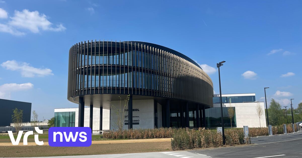 Weefmachinefabrikant Picanol opent nieuwe hoofdzetel in Ieper | VRT NWS ...