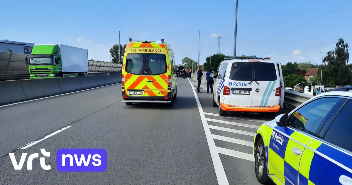 Motorrijder (38) uit Lier in levensgevaar na ongeval in Mechelen | VRT ...