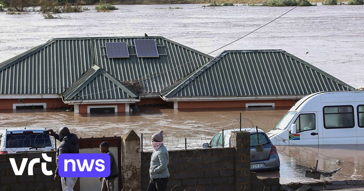 Bijna 50 doden door overstromingen na hevige regen en sneeuw in Zuid ...