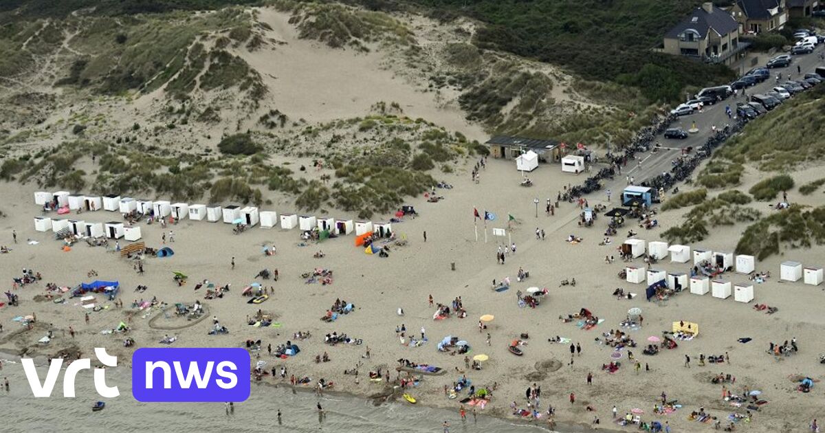 Koksijde wil laatste stukjes strand kopen in Sint-Idesbald die nog in ...
