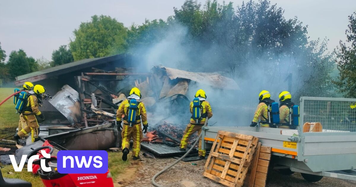 Brandweer kan gasflessen net op tijd uit brandende garage halen in ...
