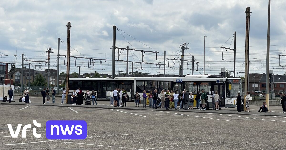 Buurtbewoners misnoegd over omleiding voor bussen aan station van ...