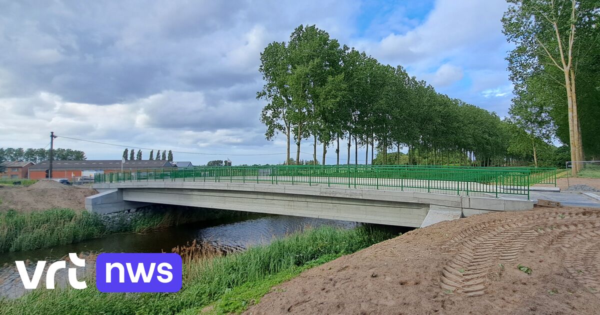 Nieuwe brug over Leopoldkanaal in Maldegem: boeren hoeven geen kilometers meer om te rijden ...
