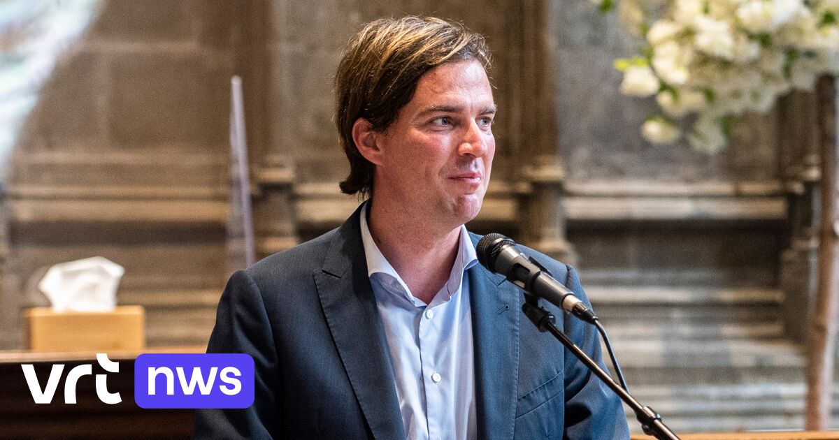 Burgemeester Mathias De Clercq (Voor Gent) nog zeker tot eind augustus ...