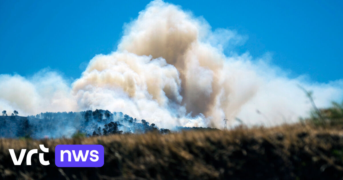 Opnieuw code rood voor natuurbranden in zuidoosten van Frankrijk | VRT ...