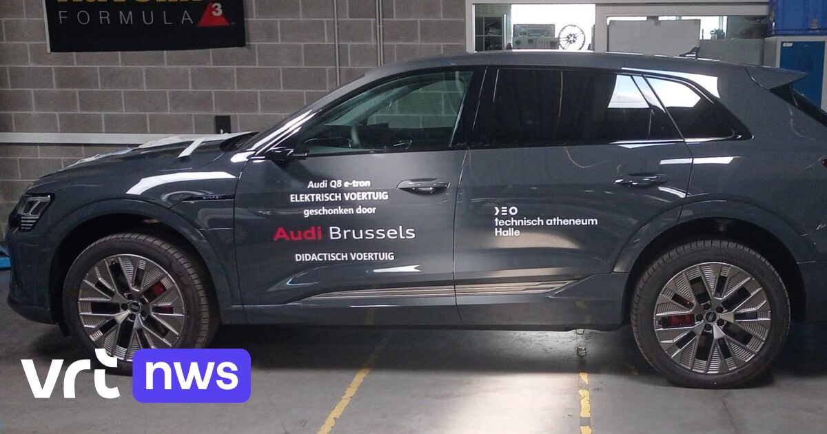 Audifabriek Vorst schenkt Technisch Atheneum Halle elektrische auto van ...