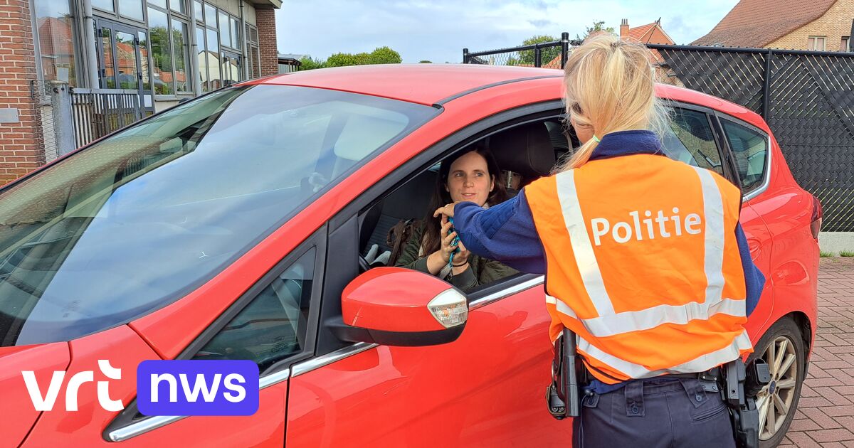 Big ass latina riding gif while she has petite breasts yet