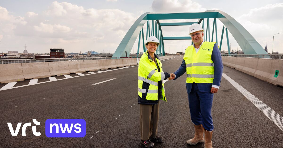 Allereerste rit over tijdelijke snelweg naast Antwerpse ring: "Mijlpaal die in 1,5 jaar is ...