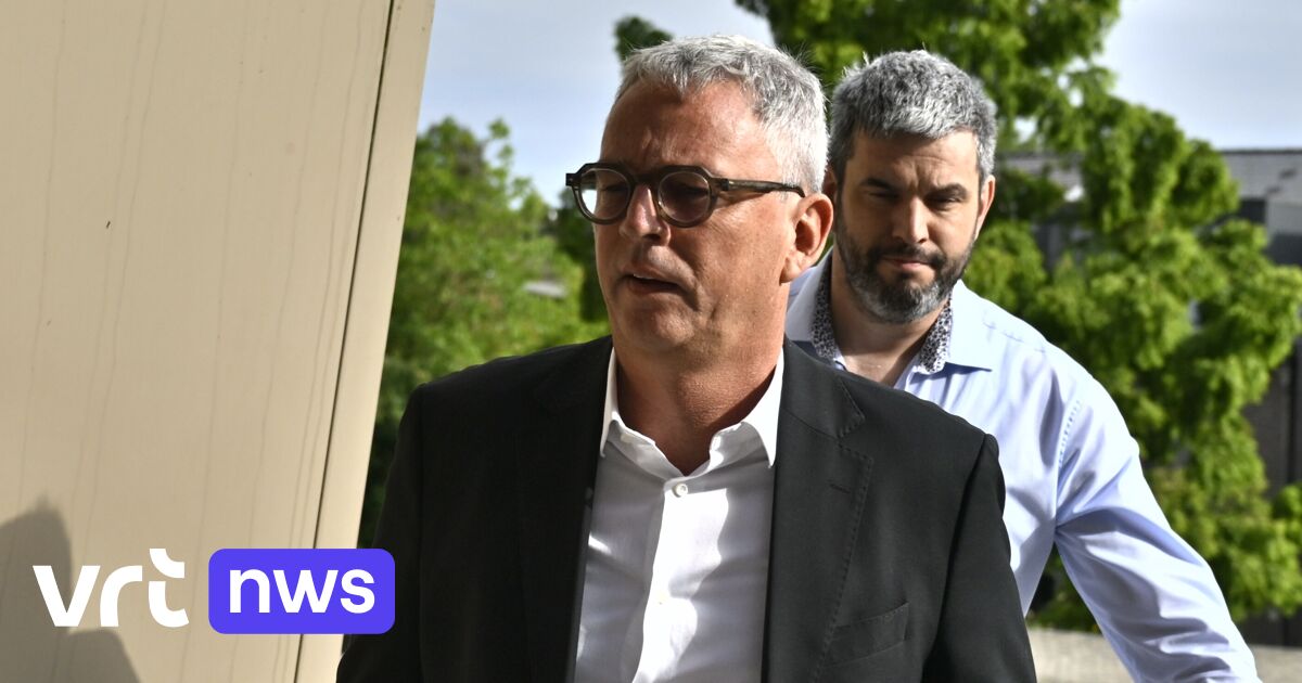 Tony Coonen, de machtige Limburger en 'kingmaker' van de socialisten ...