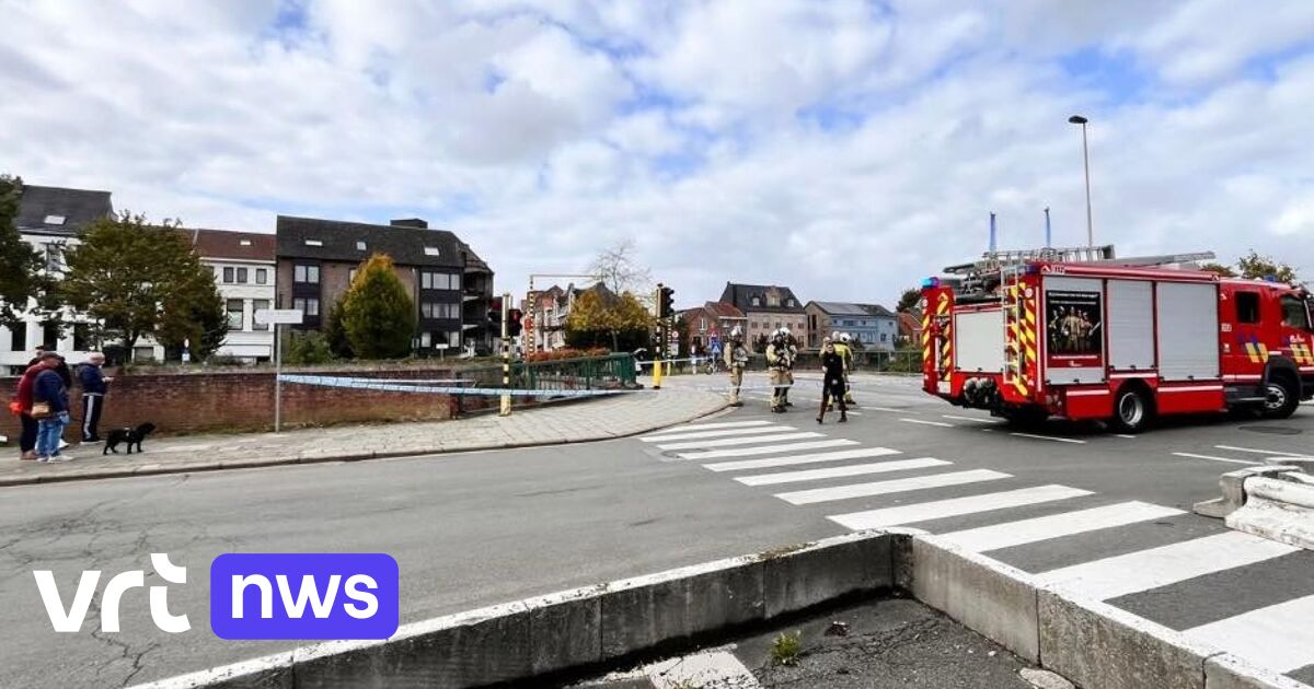 Obus uit Eerste Wereldoorlog aangetroffen in Kleine Nete in Lier ...