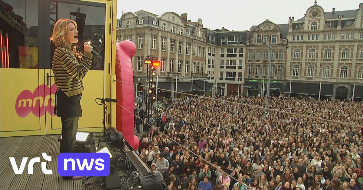 Fans massaal naar gratis concert Pommelien Thijs aan station Leuven ...