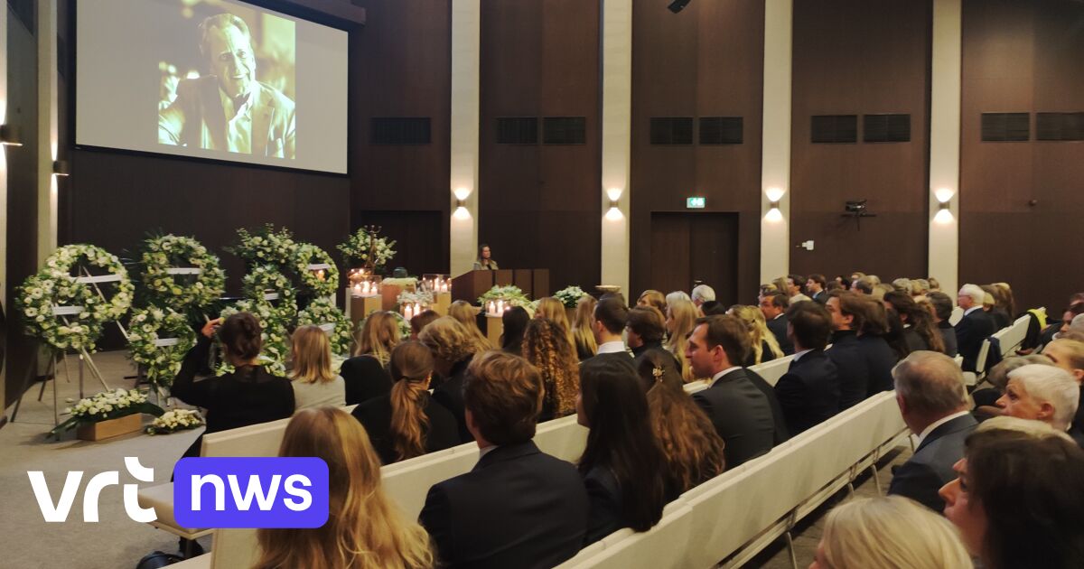 "Hij was een 'officer and a gentleman'": 900 mensen nemen afscheid van ...