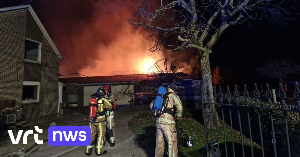 Twee huizen tijdelijk onbewoonbaar door zware asbestvervuiling na brand ...