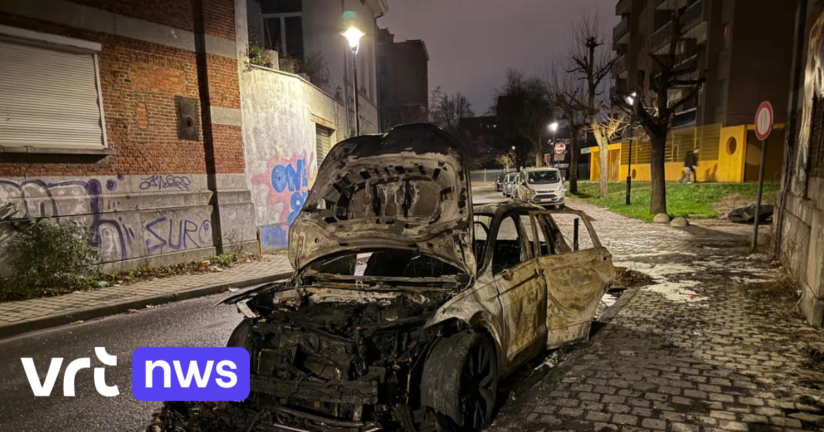 VRT NWS-journalist Loubna Khalkhali "beschaamd" na rellen: "Jongens ...
