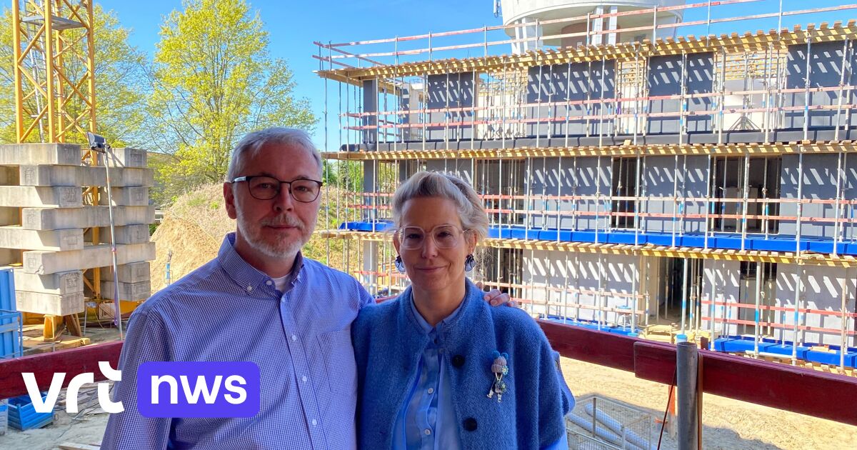 Eddy en Nathalie 'bewaken' ruwbouw in Borsbeek, maand na faillissement ...