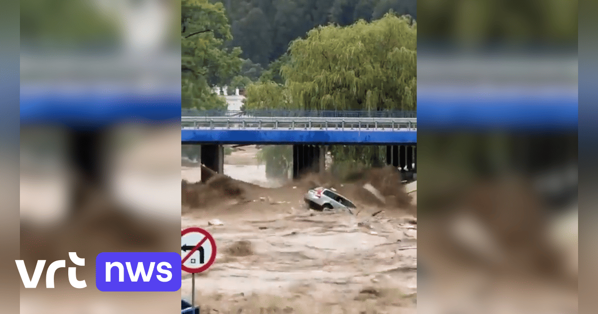 VIDEO Auto's drijven door rivier in Polen na doortocht van cycloon ...