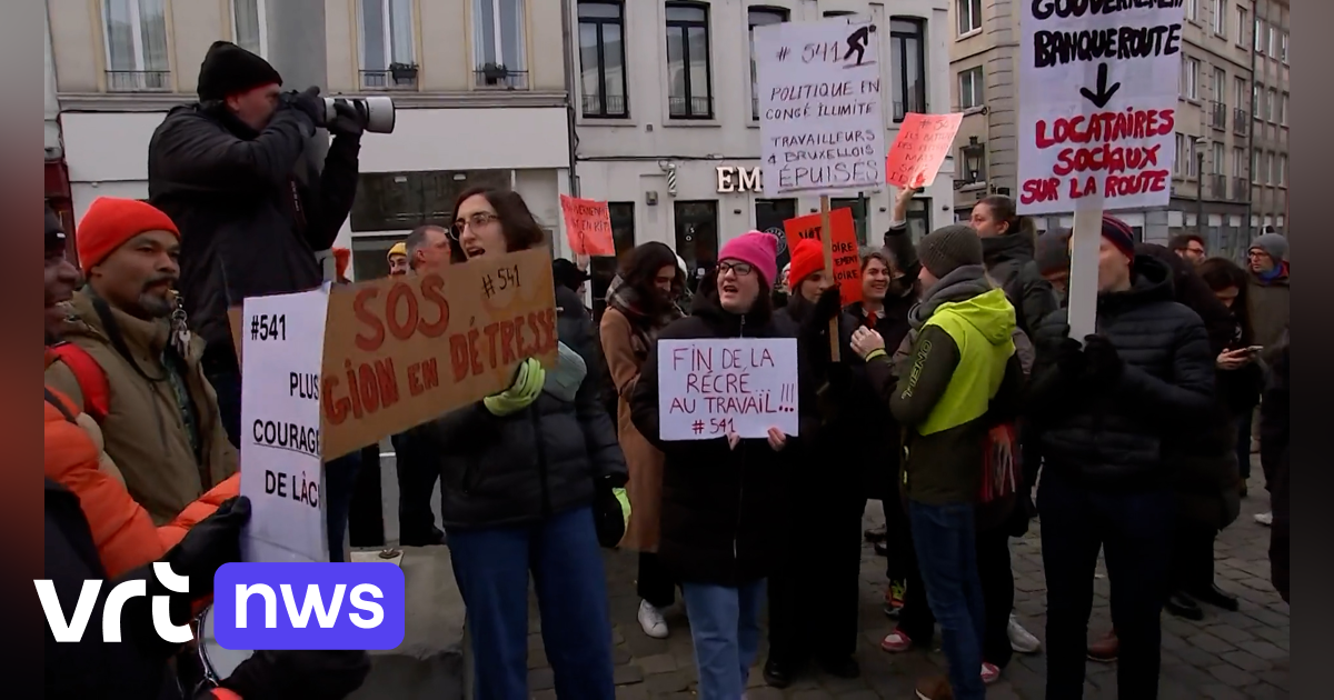 Brussel breekt formatierecord, honderden boze Brusselaars klagen stilstand aan | VRT NWS: nieuws