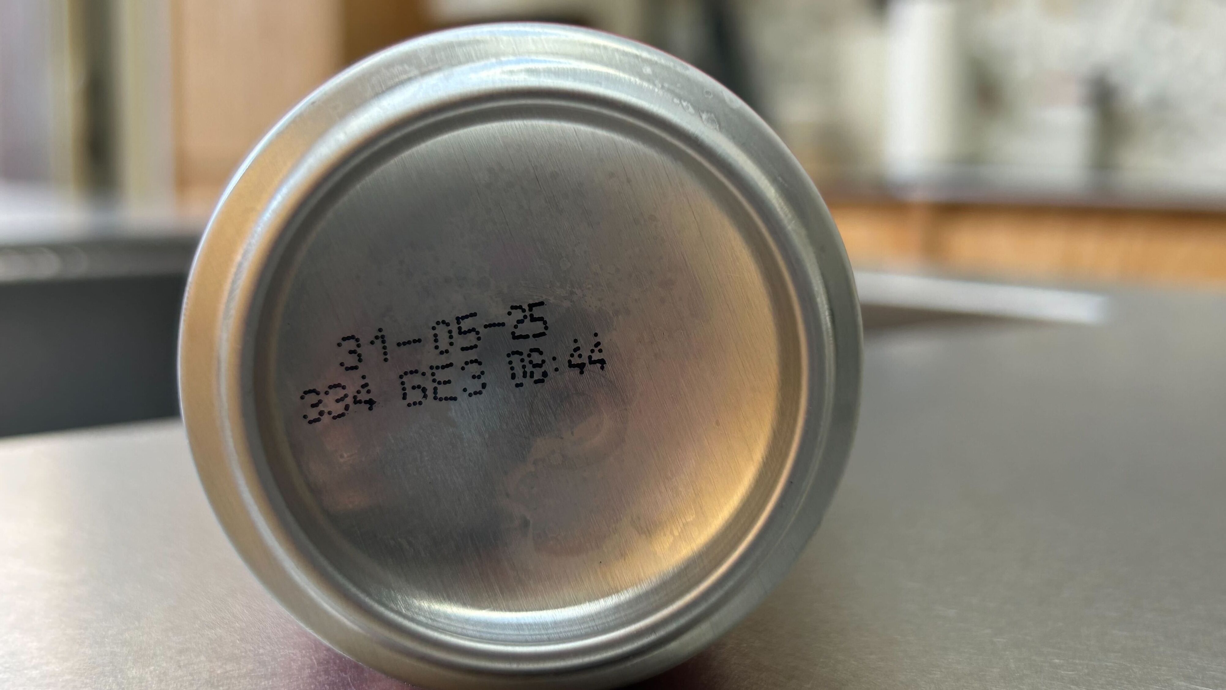 Coca-Cola roept miljoenen blikjes en flessen terug in België wegens te ...