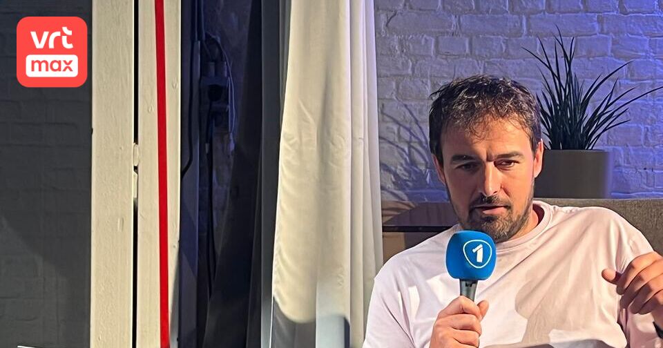 Joris Hessels reist naar de Faroër-eilanden met het boek “Buzz Aldrin ...