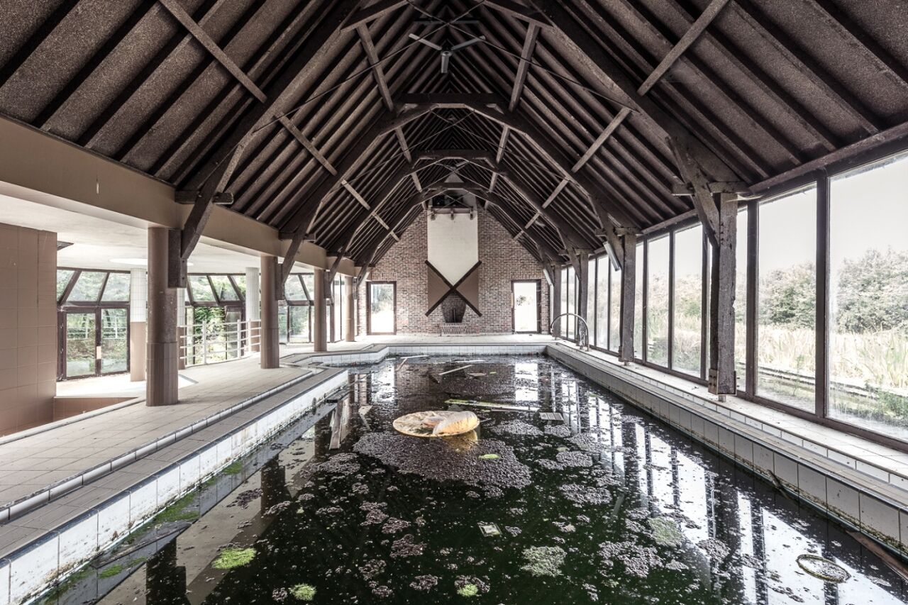 Permanent gesloten: hotel-restaurant 't Convent in Lo-Reninge | VRT NWS ...