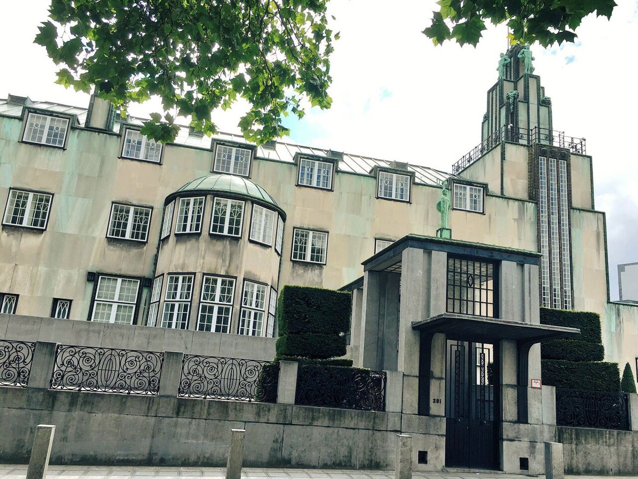 Speels en veelzijdig: architect en designer Josef Hoffmann krijgt overzichtsexpo in Brussel ...