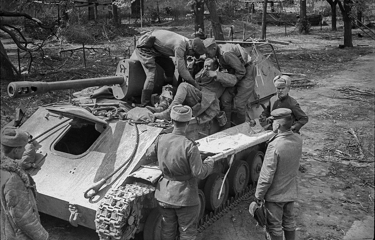 22 tot 28 april 1945: hevige slag om Berlijn, Duitse hoofdstad in vuur ...