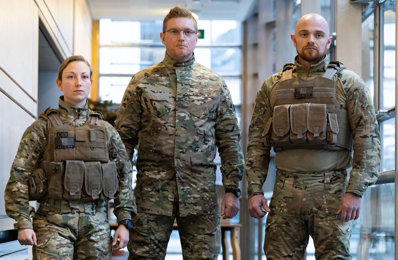 Ander camouflagepatroon en voor het eerst ook model voor vrouwen: dit ...