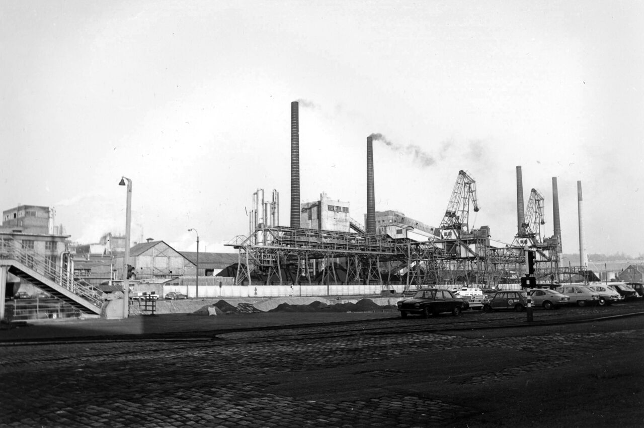 De verloren geschiedenis van de fabriek waarvoor de autoruiten op de ...