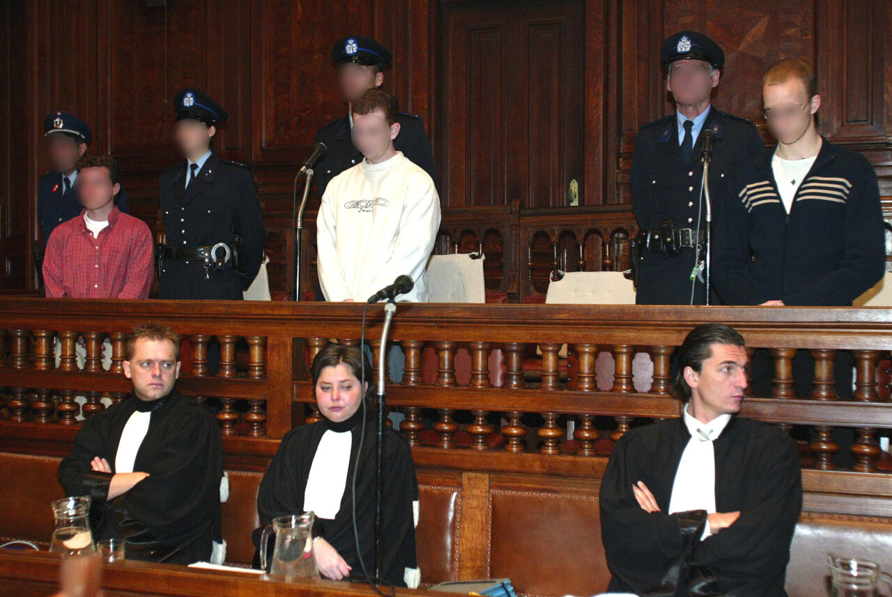 Broer van vermoorde Gert Van Roy dient klacht in tegen ...