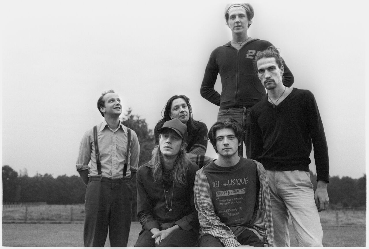 Muzikant Tom Pintens (48) is overleden | VRT NWS: nieuws