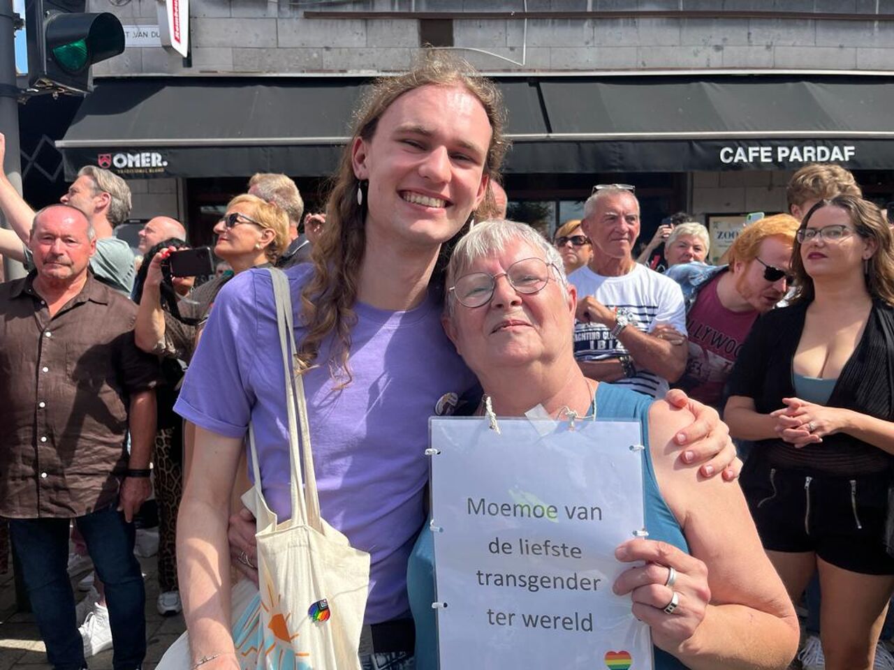Grootste Antwerp Pride Parade ooit: 140.000 deelnemers en 74 delegaties ...