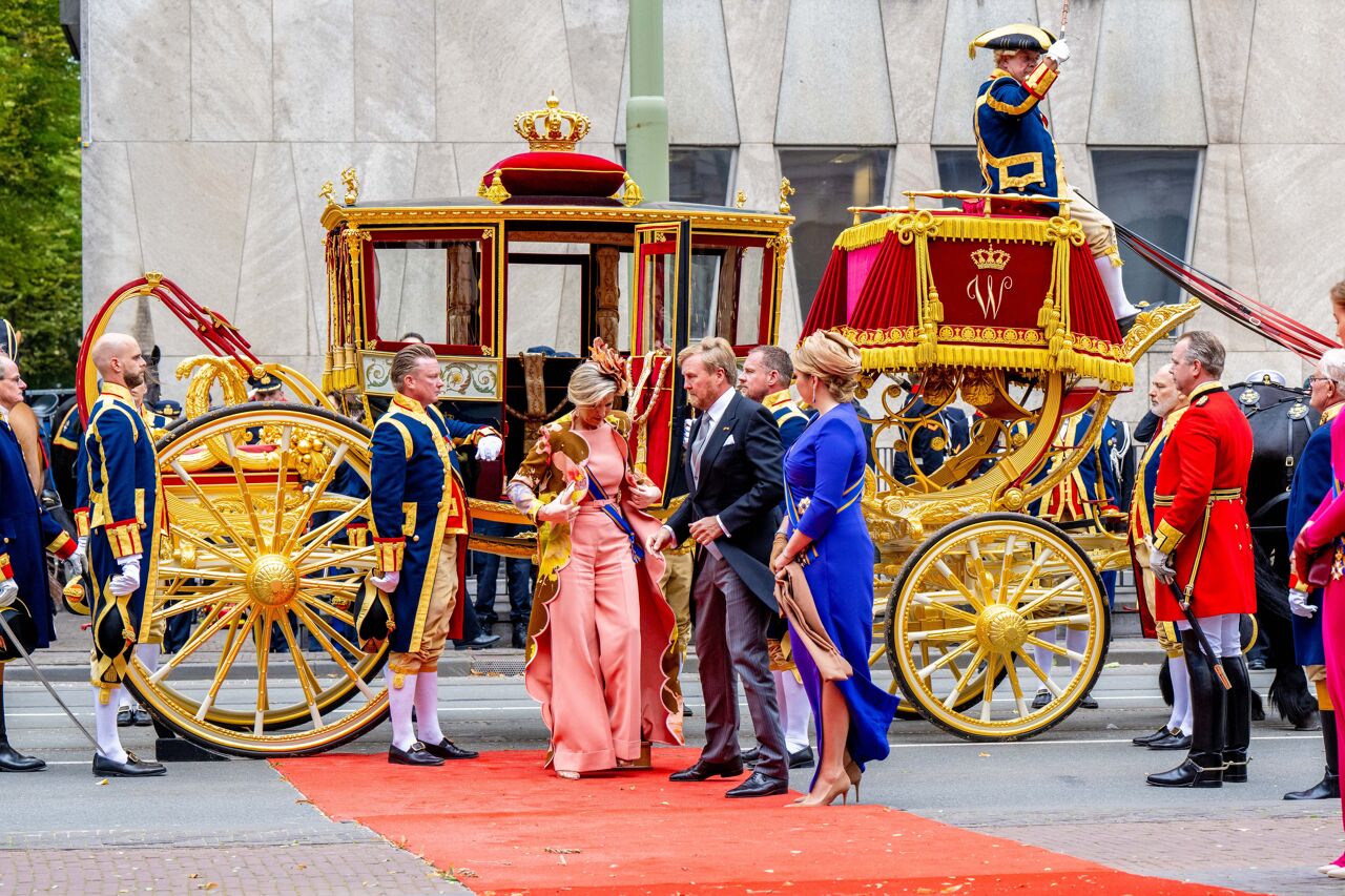 Bekijk Dit Was Prinsjesdag In Nederland Koning Meermaals Uitgefloten