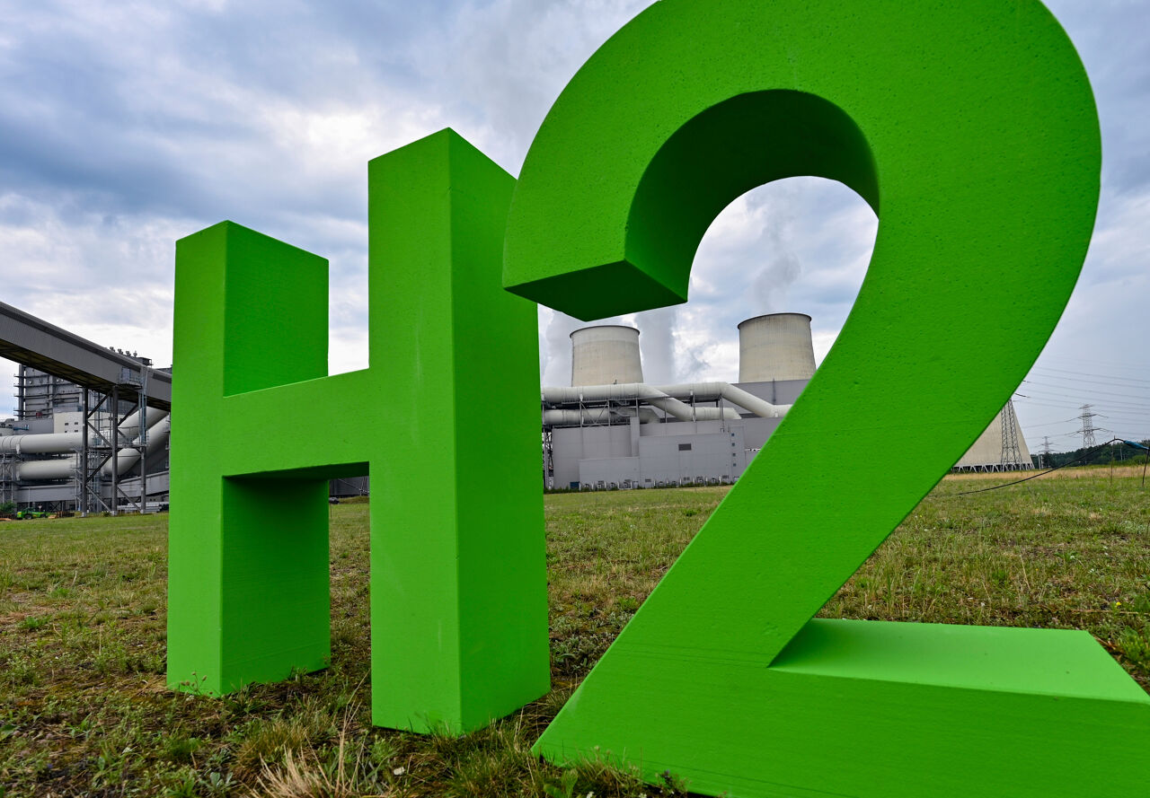 EU moet plannen met groene waterstof herbekijken want "niet realistisch ...