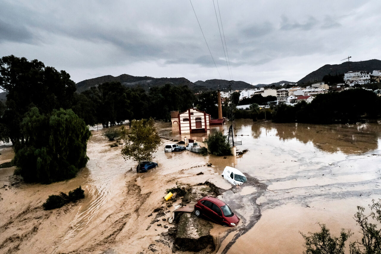 Al meer dan 70 doden en meerdere vermisten na plotse overstromingen in zuiden en oosten van ...