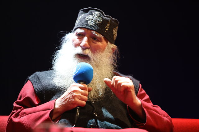 Jozef van den Berg (74) overleden: van acteur en poppenspeler tot ...