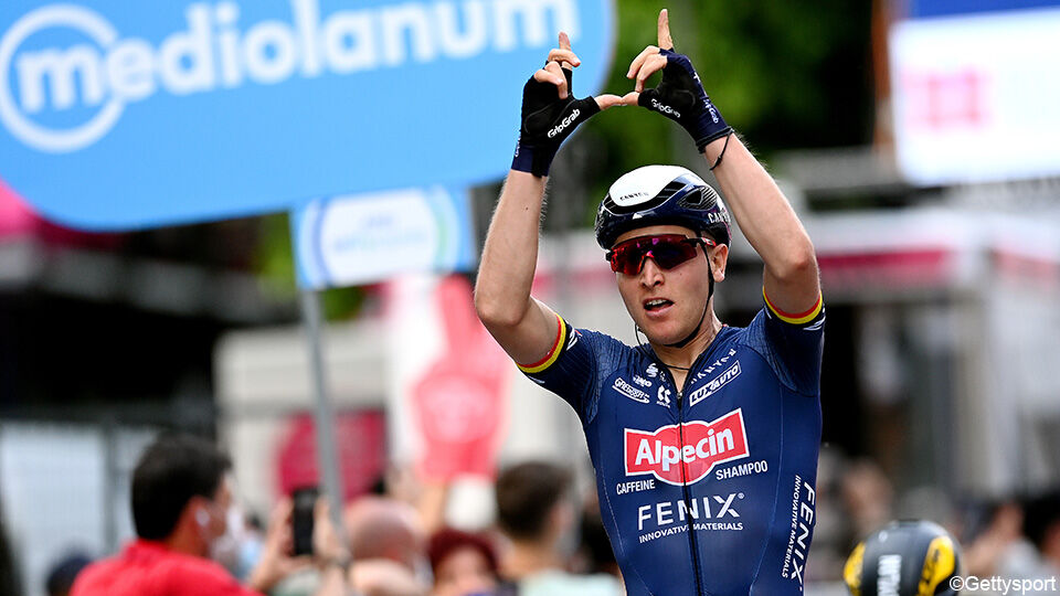 Frank Hoste:"Philipsen zou in Giro perfect rol van Merlier kunnen ...