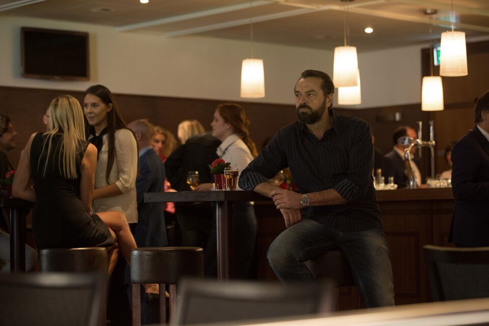 Undercover - Aflevering 1 (Seizoen 1) | VRT MAX