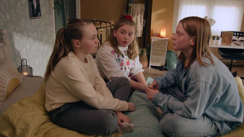 Meisjes - Aflevering 6 (Seizoen 2) | VRT MAX