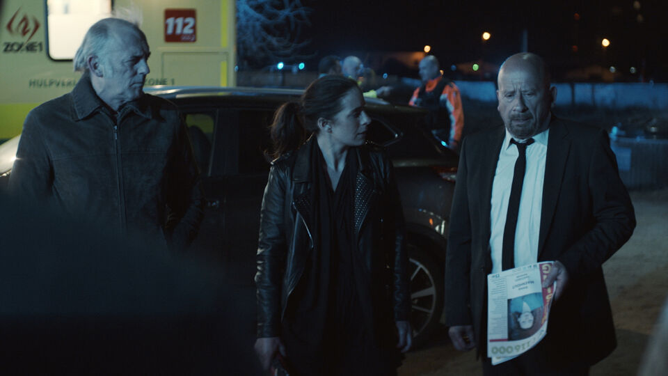 Onder vuur - Aflevering 1 (Seizoen 2) | VRT MAX