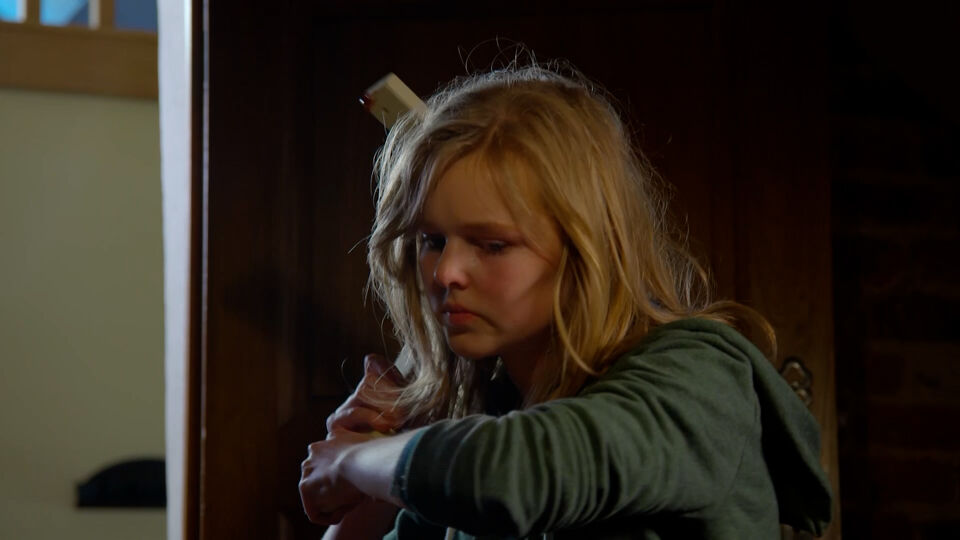 Thuis - Dieter schiet Sandrine dood | VRT MAX