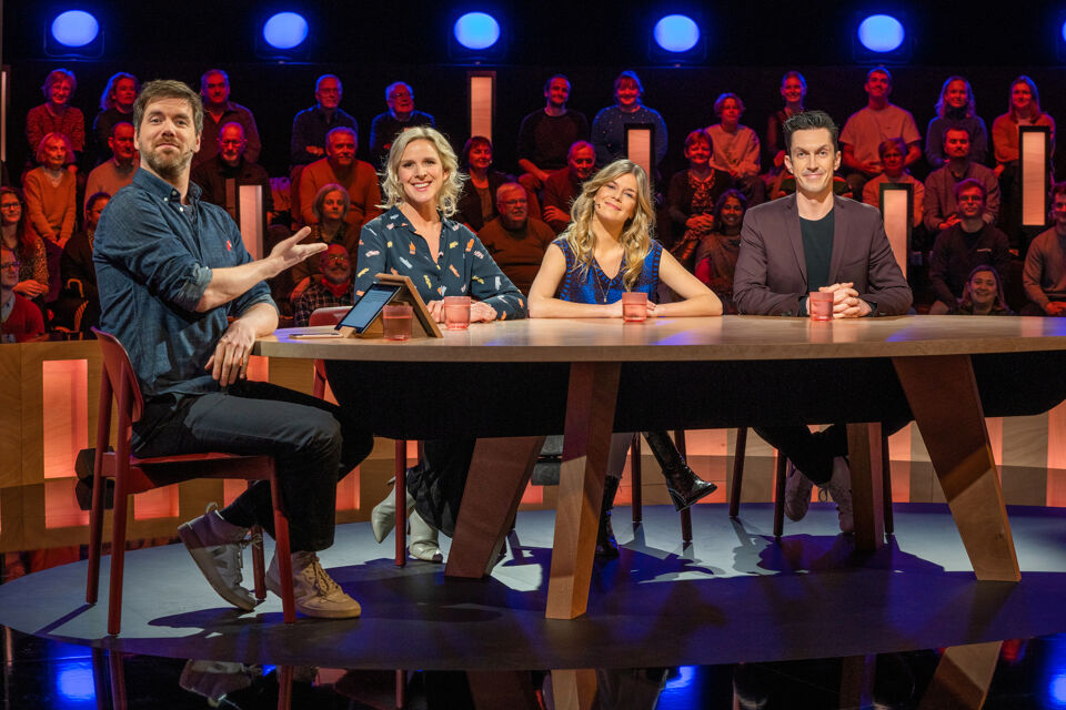 De dag van vandaag - dinsdag 16 januari 2024 om 06:00 | VRT MAX