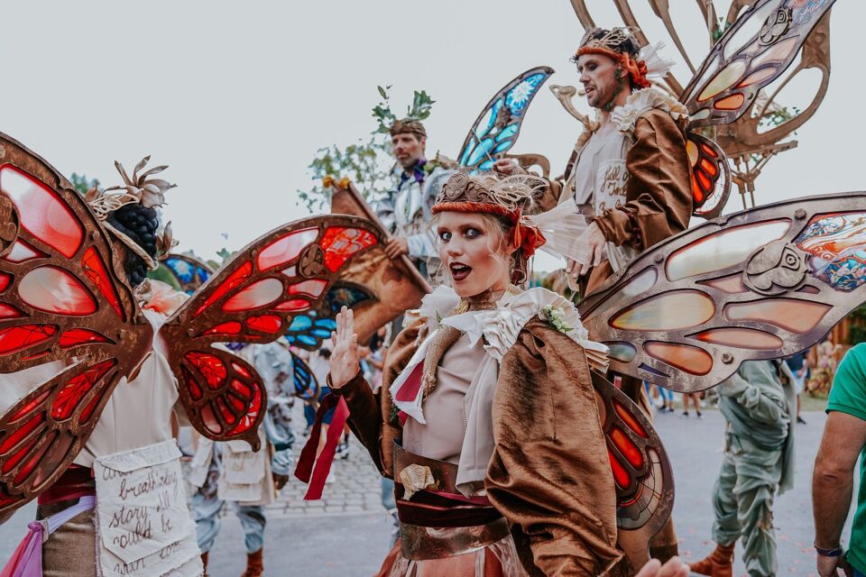 MNM op Tomorrowland - Aflevering 14 (Tomorrowland 2023) | VRT MAX