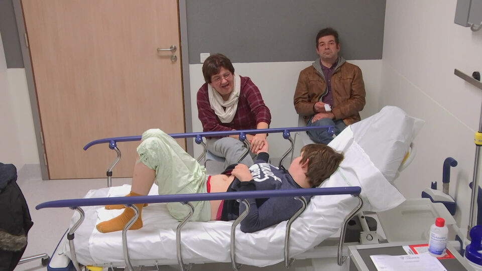 Spoed 24/7 - Aflevering 1 (Seizoen 1) | VRT MAX