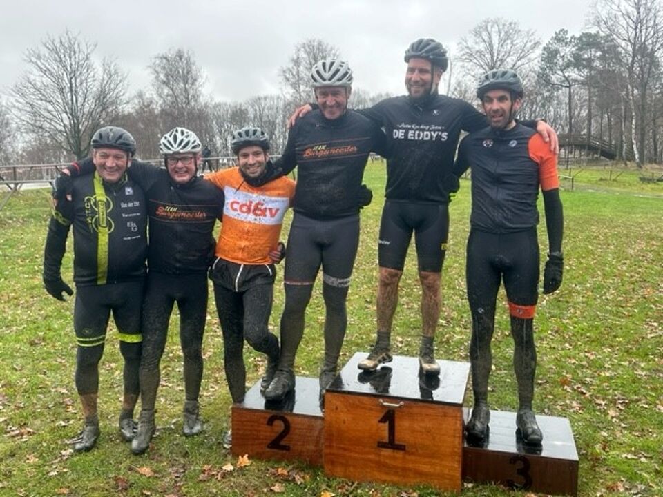 Cyclocross 4 Life: nationale en regionale politici ploeteren door de ...