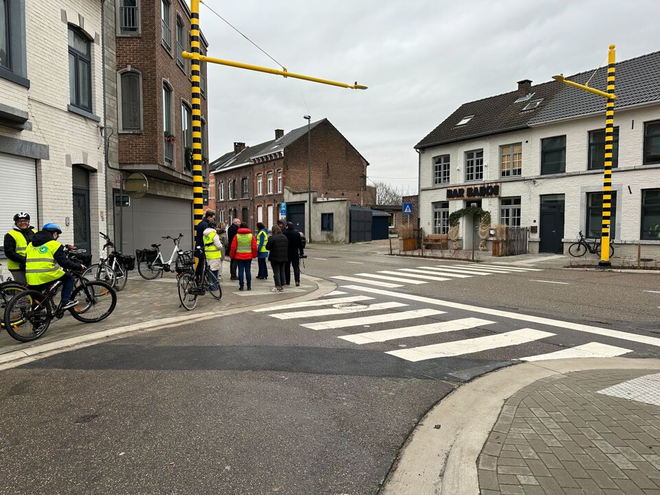 Tongeren maakt alle schoolomgevingen verkeersveiliger | VRT NWS: nieuws